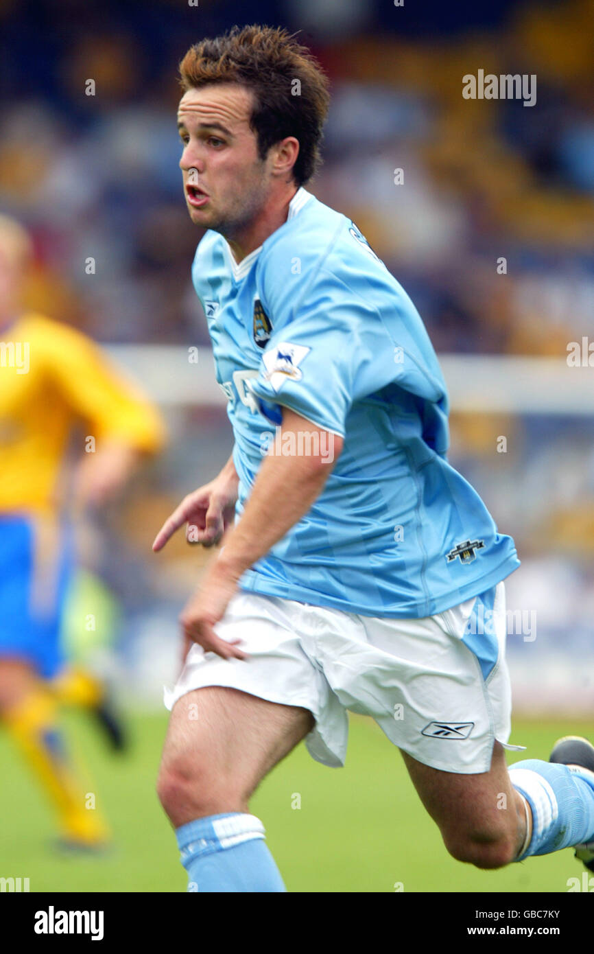 Football chris shuker hi-res stock photography and images - Alamy