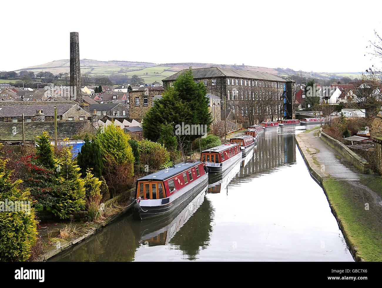 Silsden canal hi-res stock photography and images - Alamy