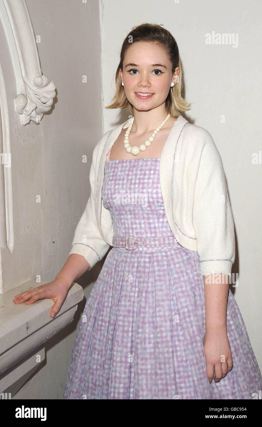 Daisy wood davis poses pictures photocall launch new musical dreamboats ...