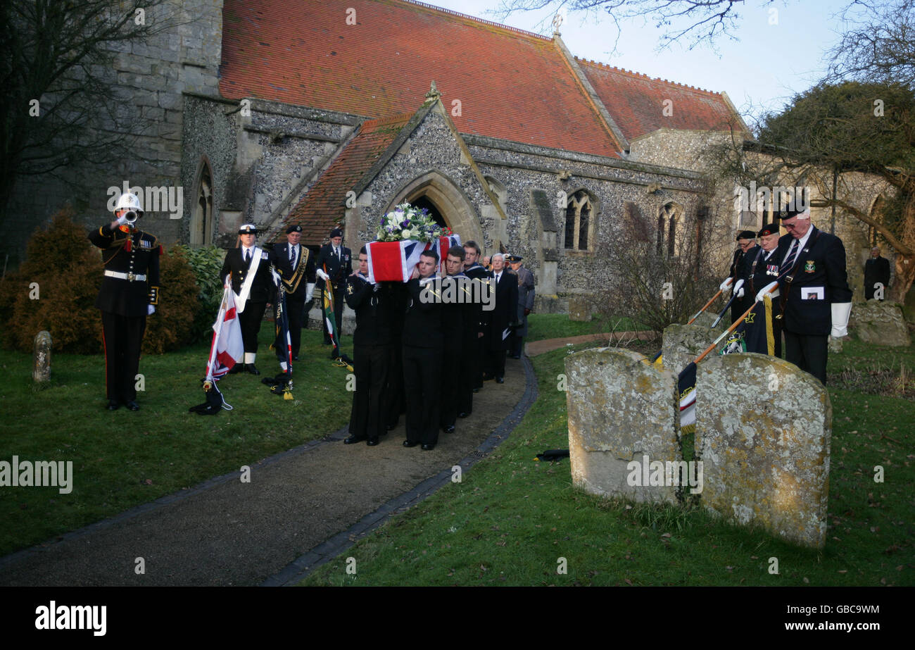 Military bugler funeral hi-res stock photography and images - Alamy