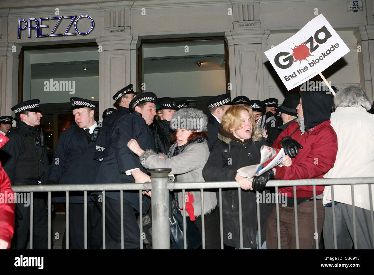 Jewish demonstrators hi-res stock photography and images - Alamy