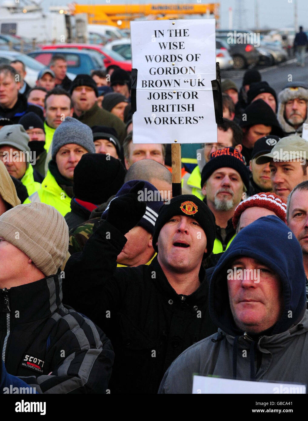 Protesters gather at the lindsey oil refinery in north lincolnshire hi ...