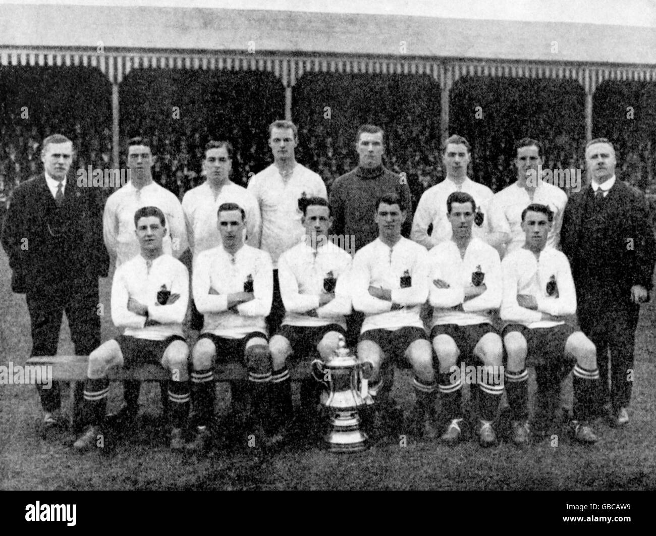 Bolton Wanderers' FA Cup winning side: (back row, l-r) Harry Nuttall ...