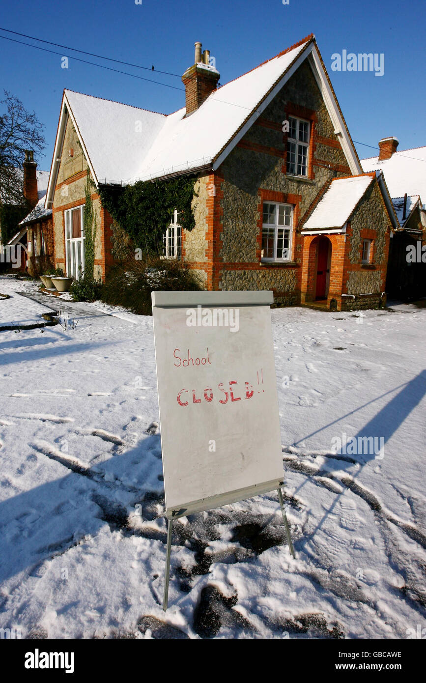 Headcorn primary school in headcorn hi-res stock photography and images ...