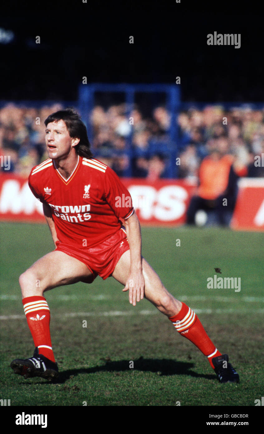 Ronnie whelan hi-res stock photography and images - Alamy