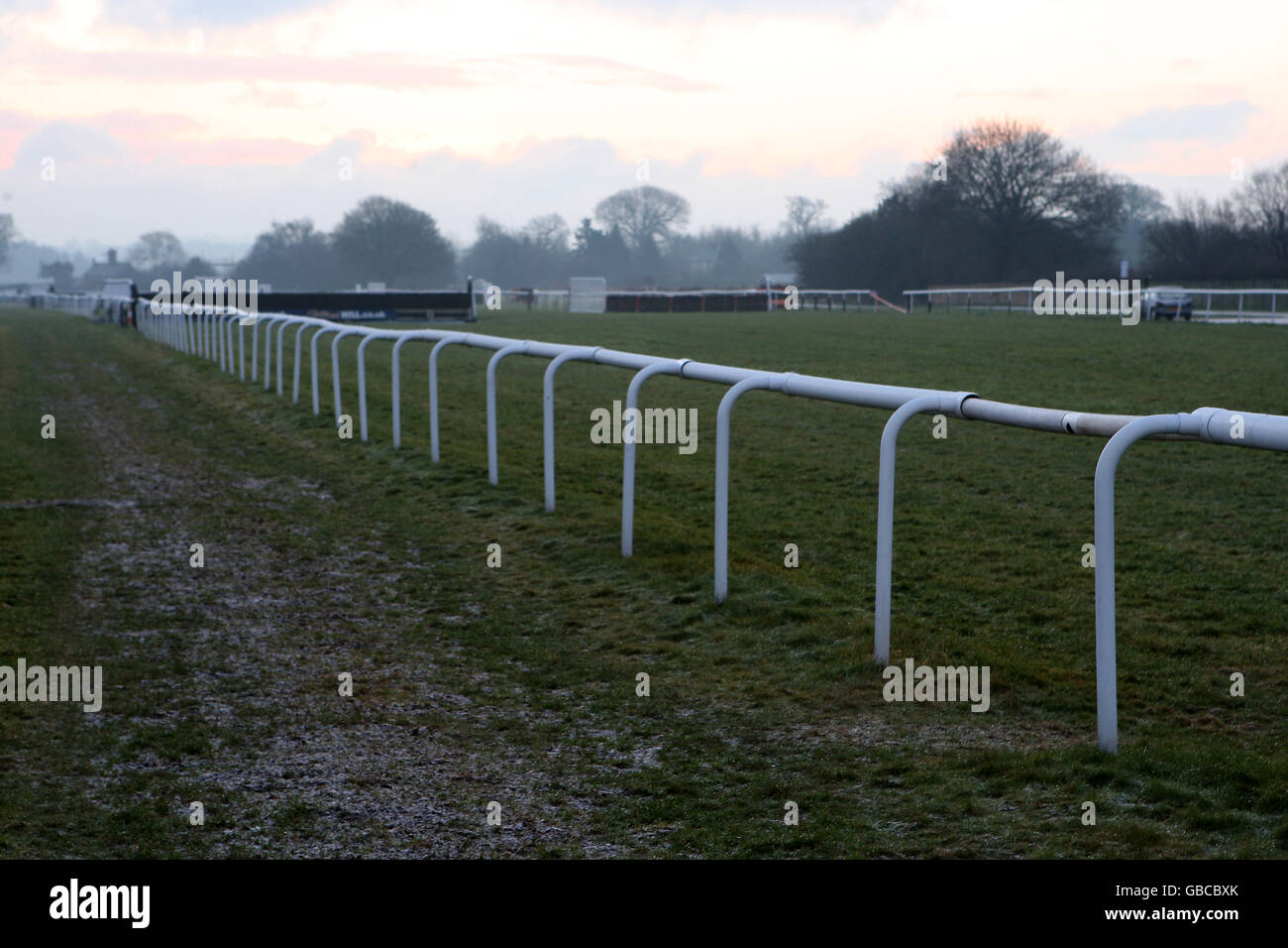 Below freezing temperatures hi-res stock photography and images - Alamy