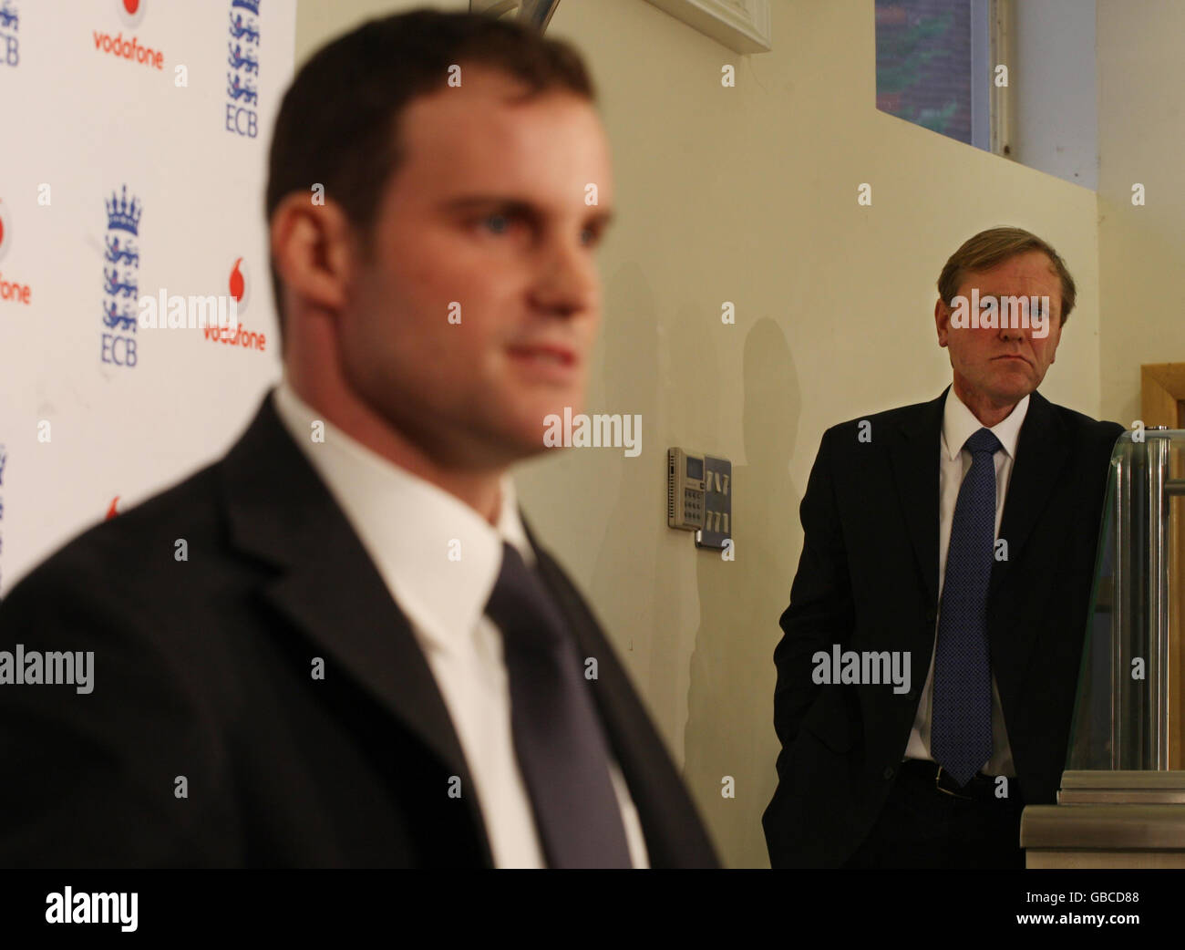 Hugh Morris (Managing Director of England Cricket) listens to New ...
