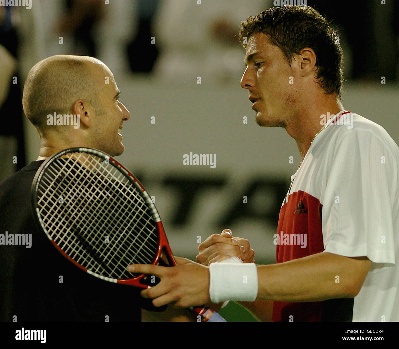 Tennis australian open 2004 semi final hi-res stock photography and ...
