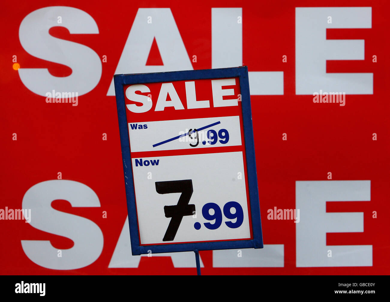 Trading signs hi-res stock photography and images - Alamy