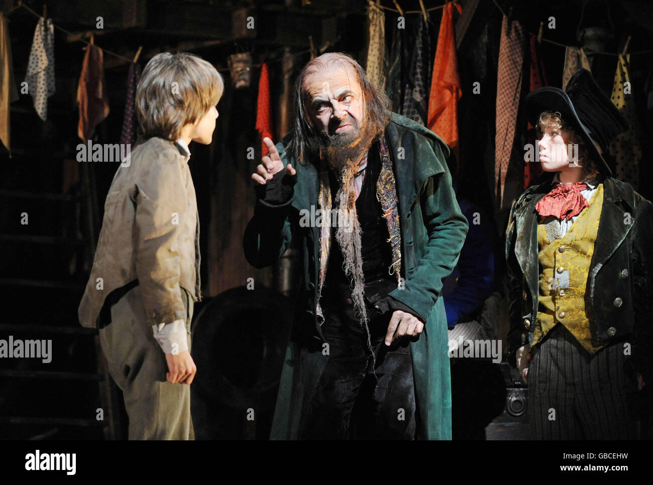 Laurence jeffcoate as oliver hi-res stock photography and images - Alamy