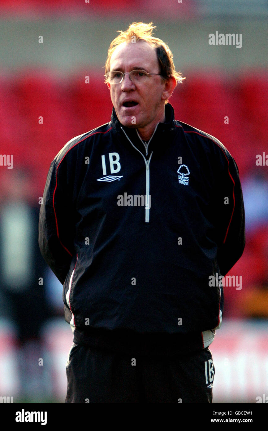 Ian bowyer forest hi-res stock photography and images - Alamy