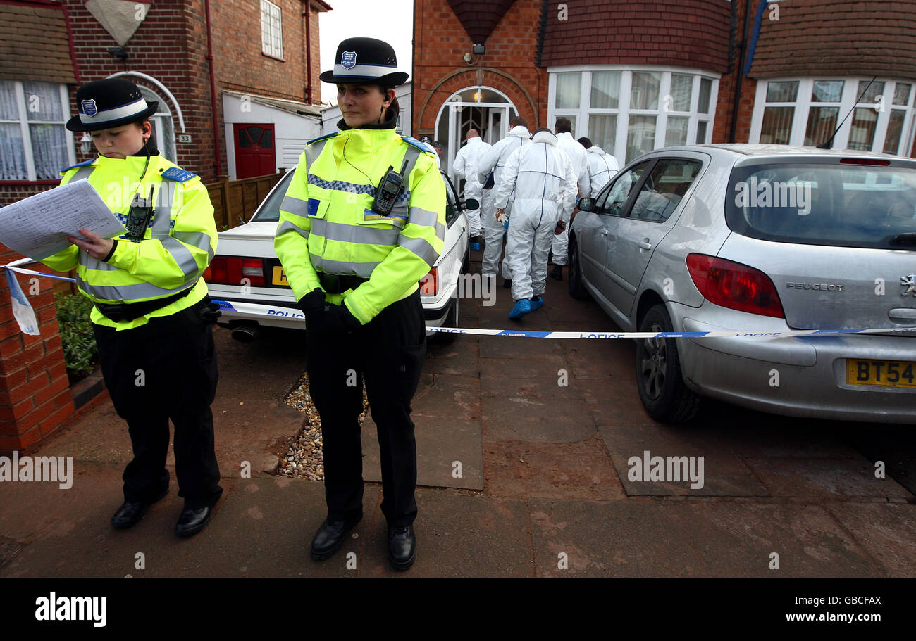 Police car robbery house High Resolution Stock Photography and Images ...