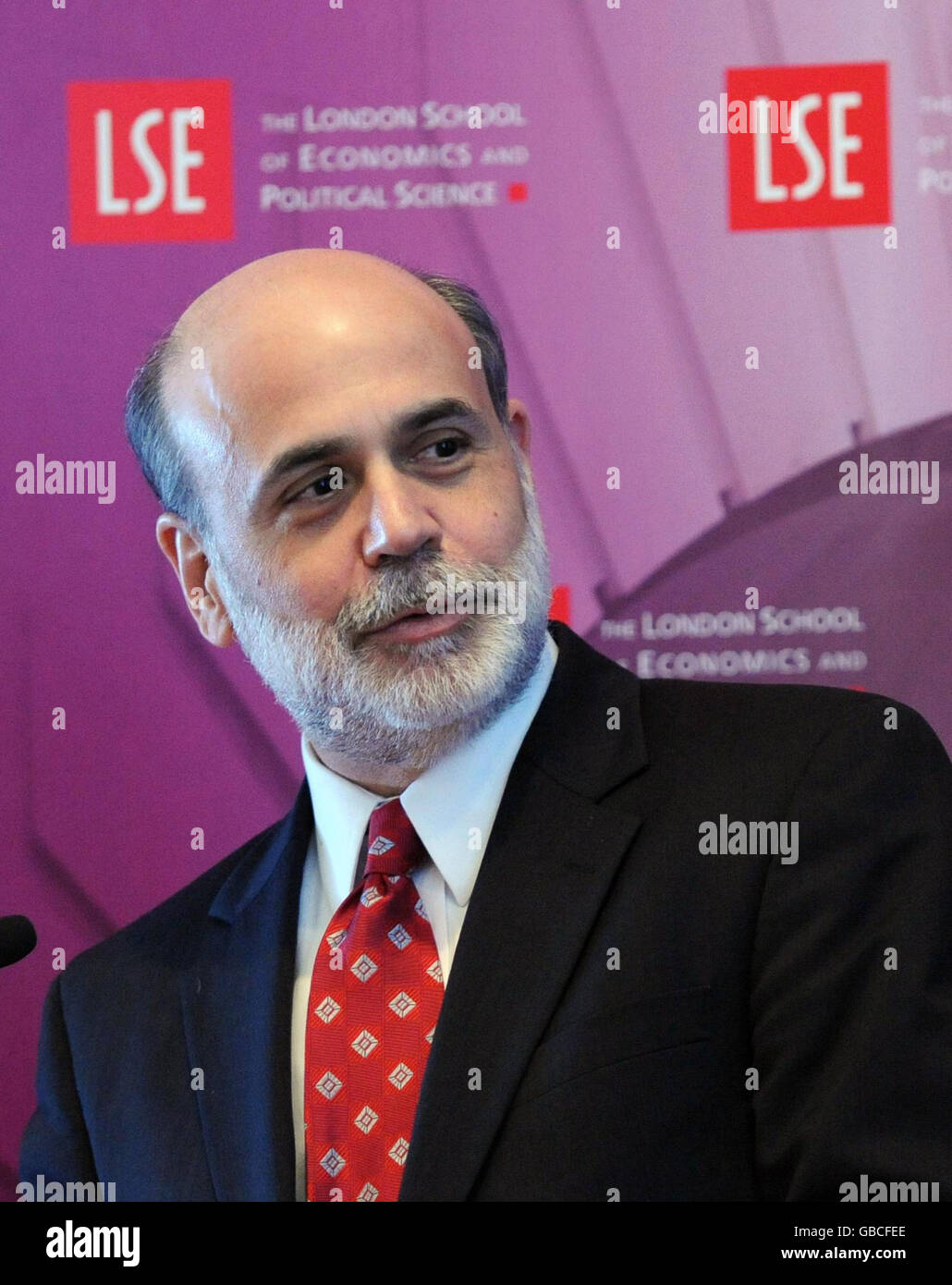 Federal reserve board chairman ben bernanke hi-res stock photography ...