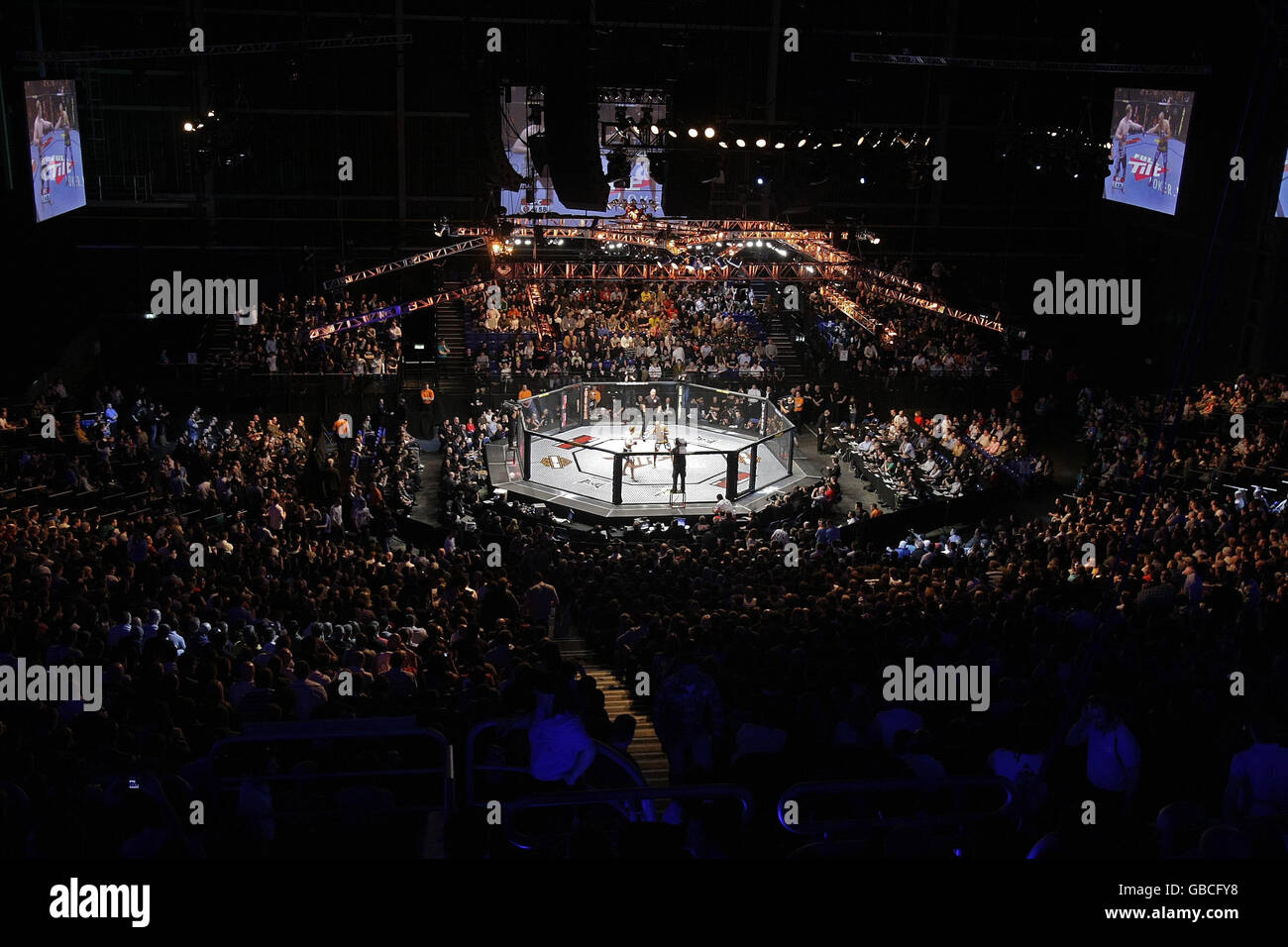 Sport - Ultimate Fighting Championship - The O2 Stock Photo - Alamy