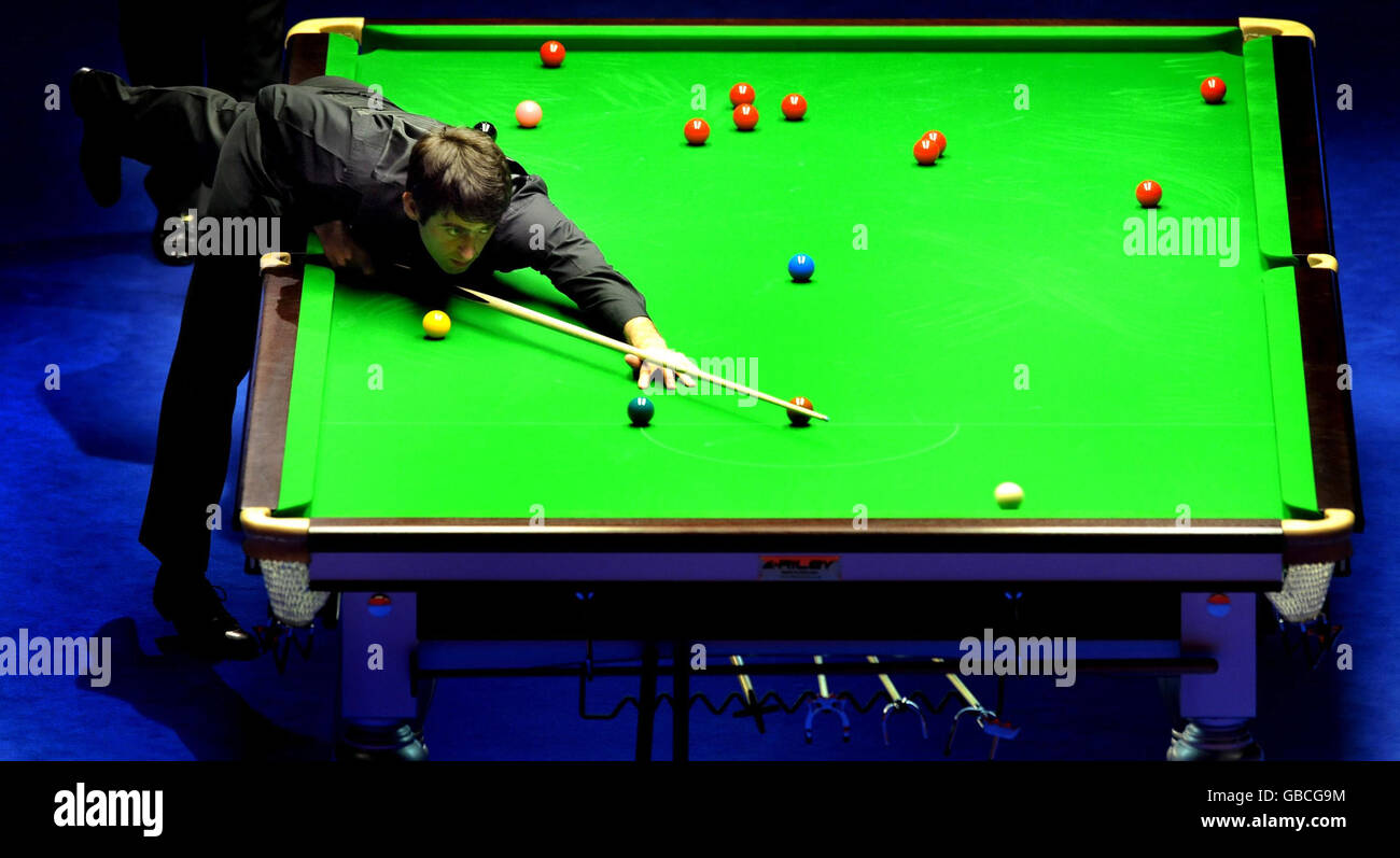 Snooker Table Above High Resolution Stock Photography and Images - Alamy