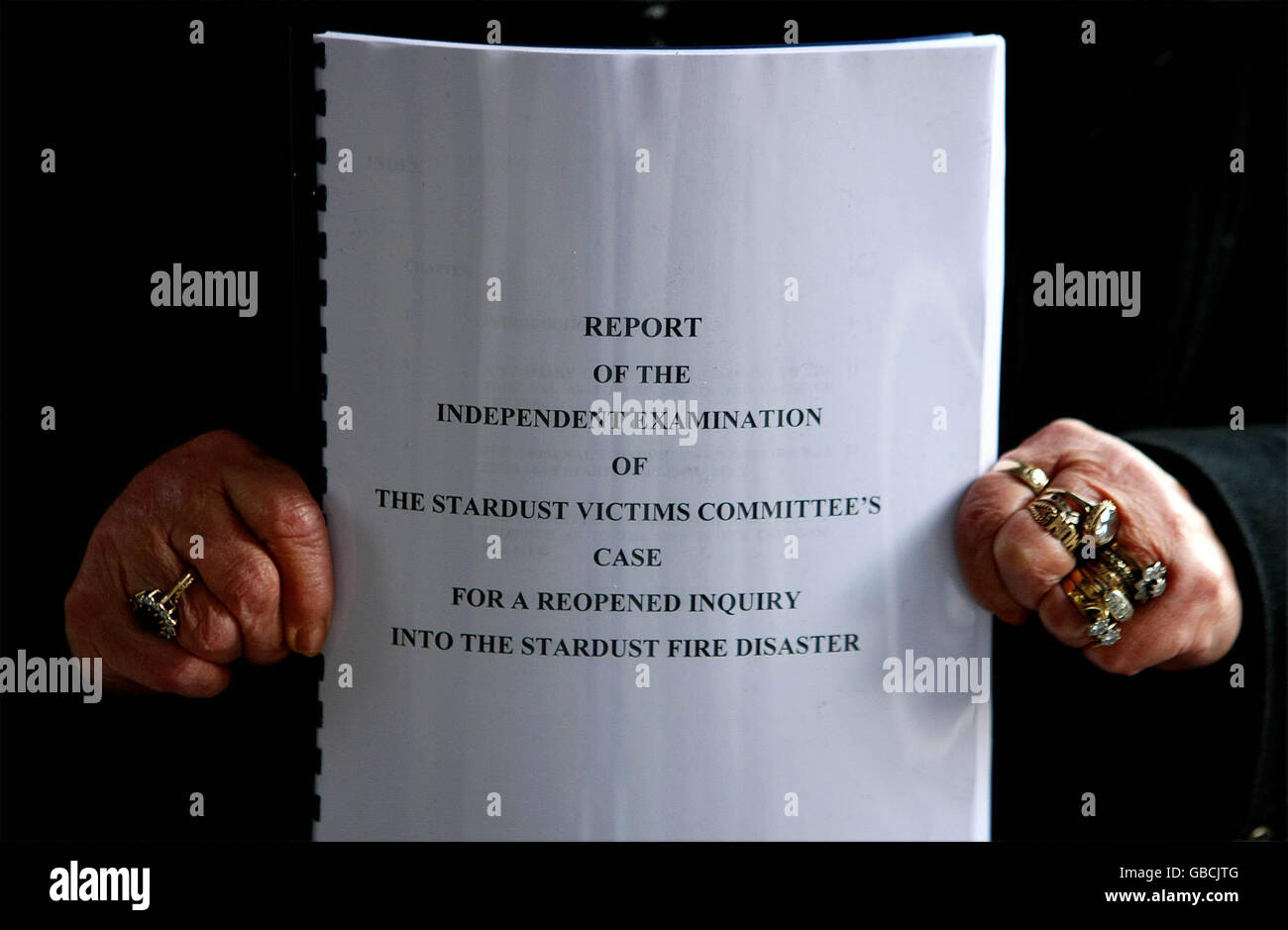 A copy of the report of the independent examination of the Stardust ...