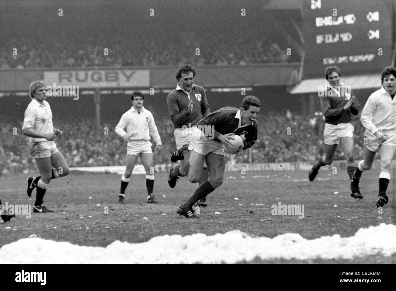 Ireland's Brendan Mullin (third r) goes over for his team's second try ...