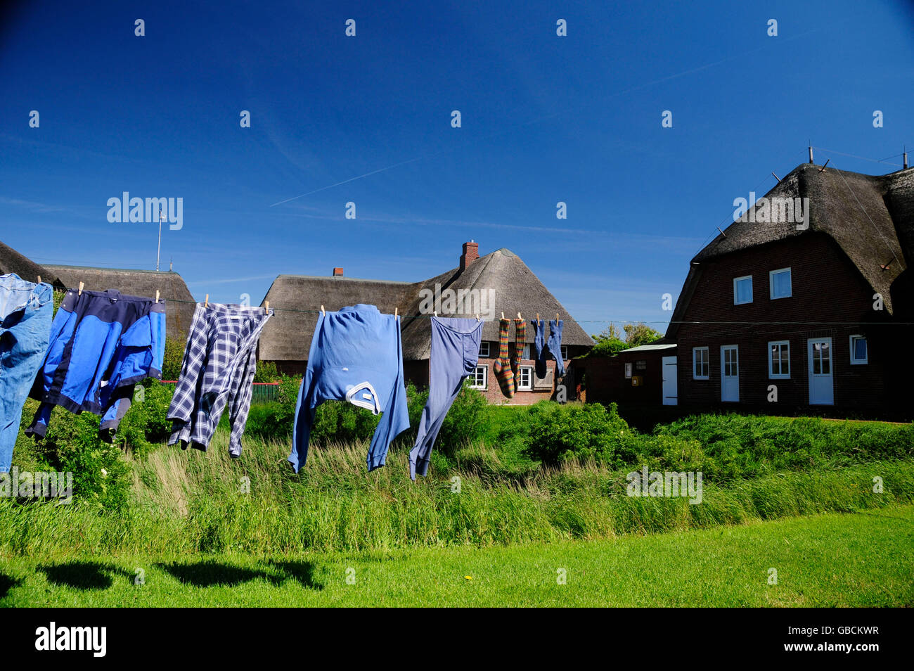 Nordsee hallig hooge warft hallig hi-res stock photography and images ...