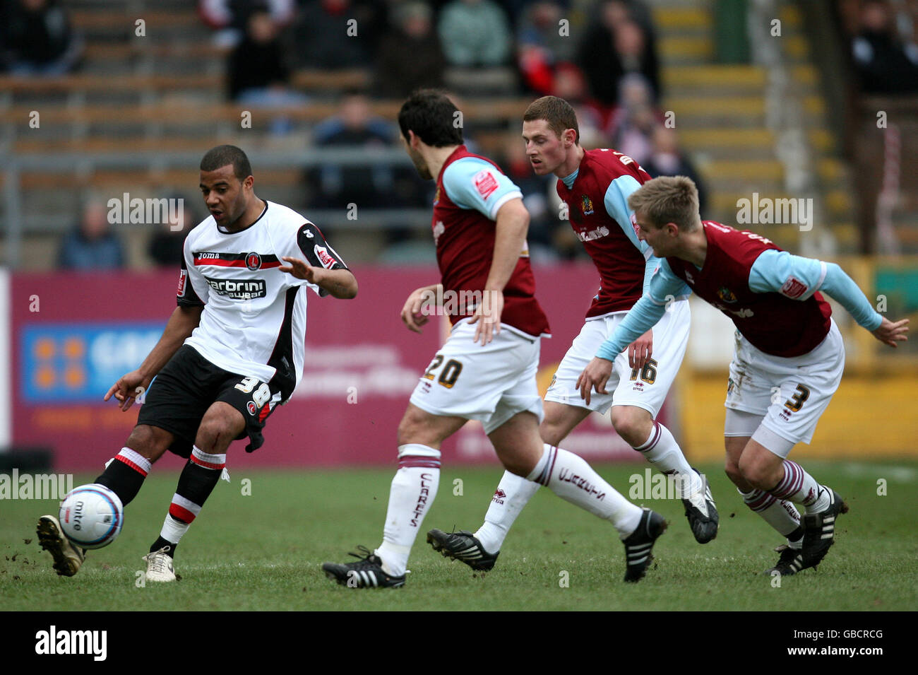 Soccer - Coca-Cola Football League Championship - Burnley v Charlton ...