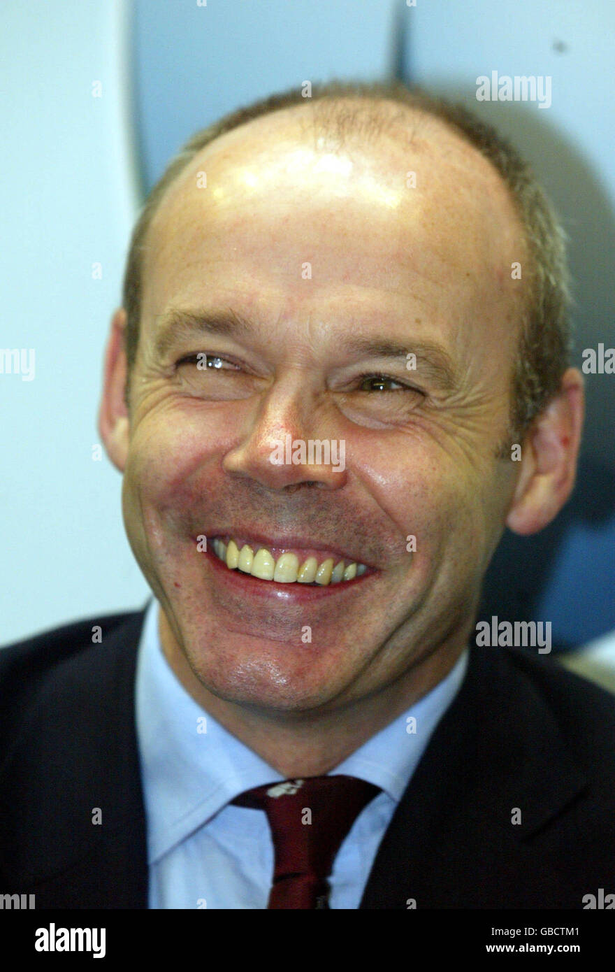 Englands coach sir clive woodward hi-res stock photography and images ...