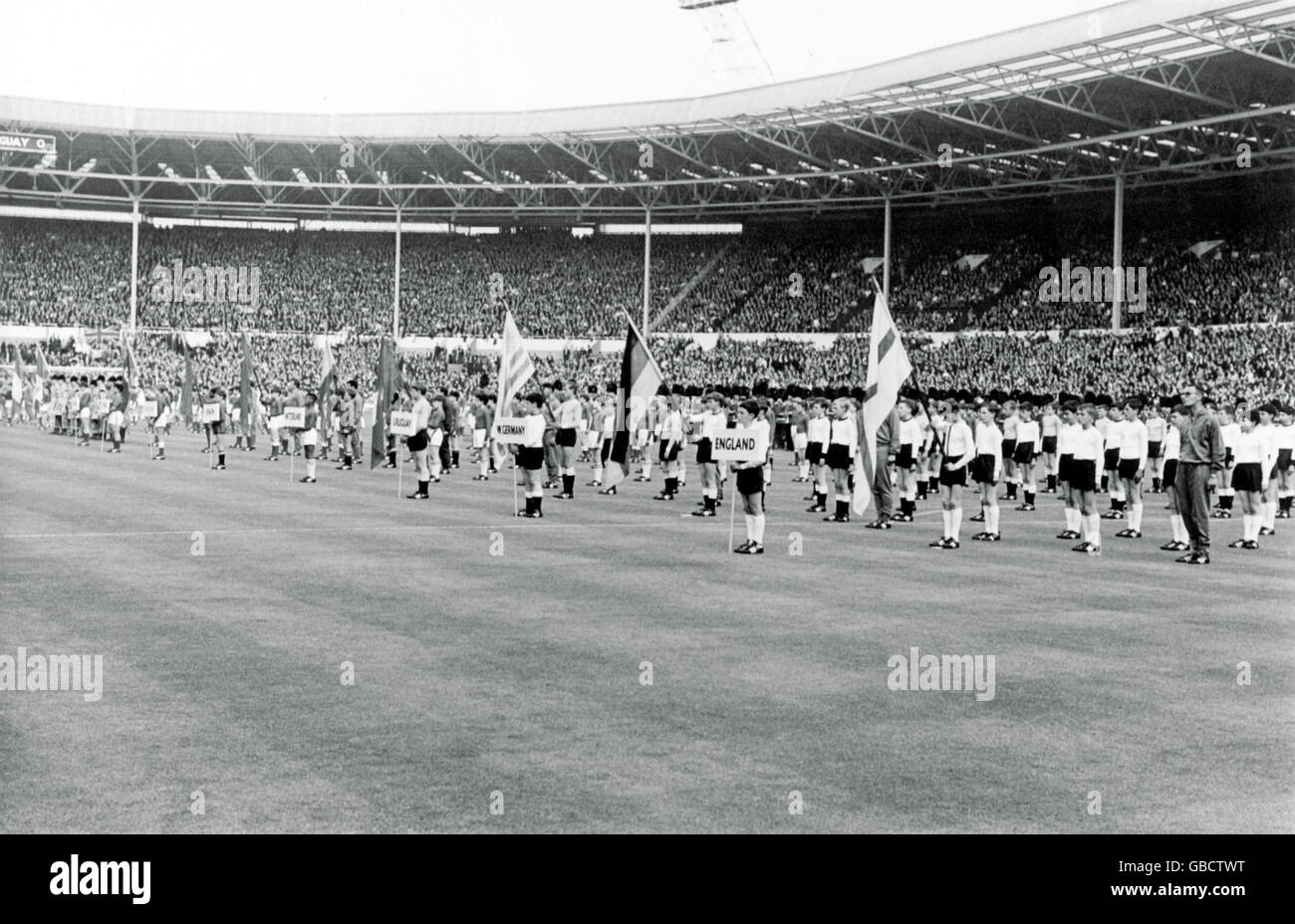 England 1966 world cup flags hi-res stock photography and images - Alamy