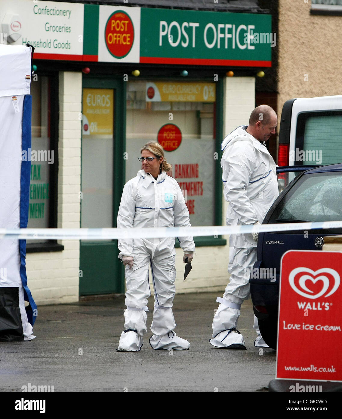 Police forensic officers continue their investigation at Fairfield post ...