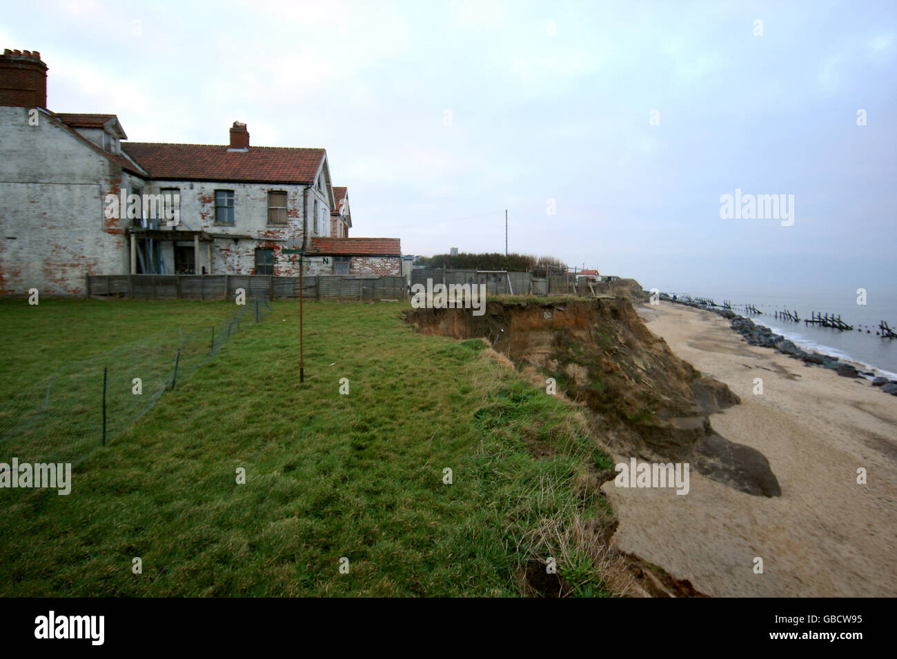 Happisburgh - Coastal Erosion - Norfolk Stock Photo - Alamy