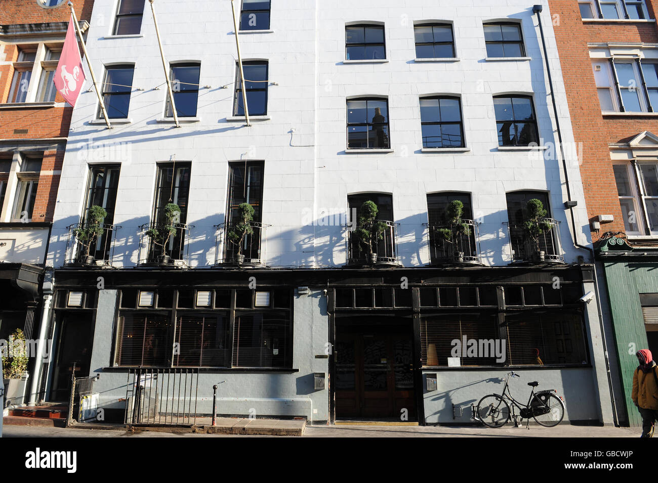 Buildings and Landmarks - Clubs - The Groucho - London. General view of ...