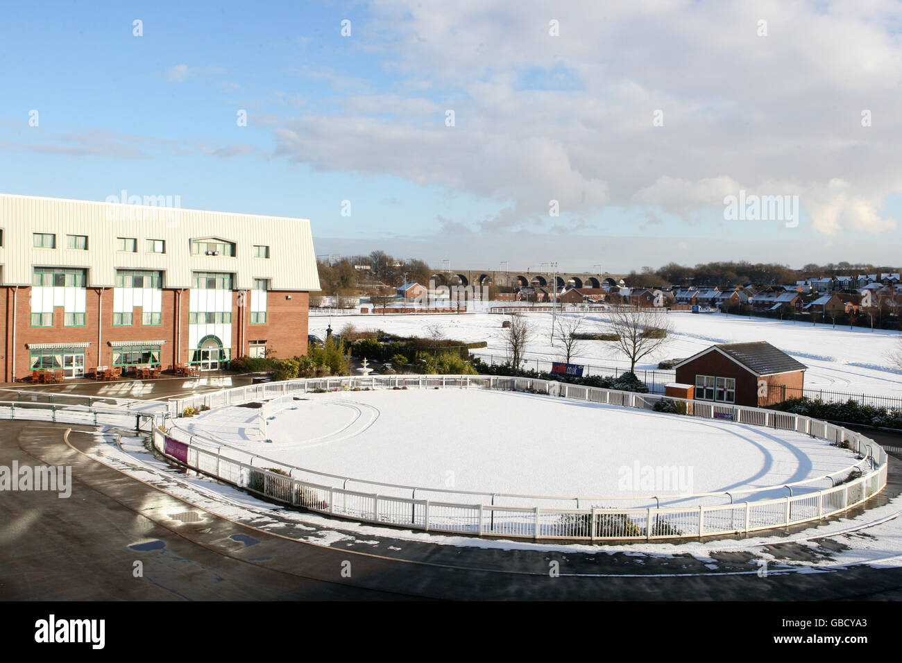 Dunstall racecourse hi-res stock photography and images - Alamy