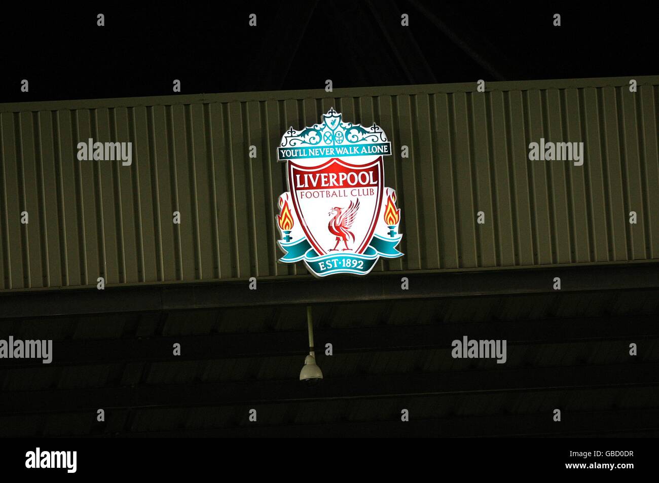 Liverpool badge football hi-res stock photography and images - Alamy