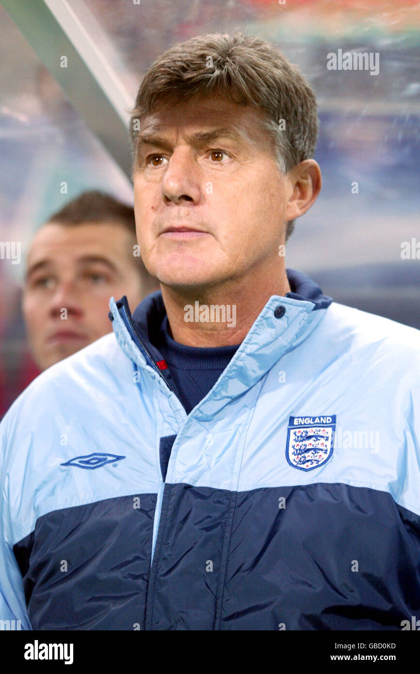 England coach brian kidd hi-res stock photography and images - Alamy