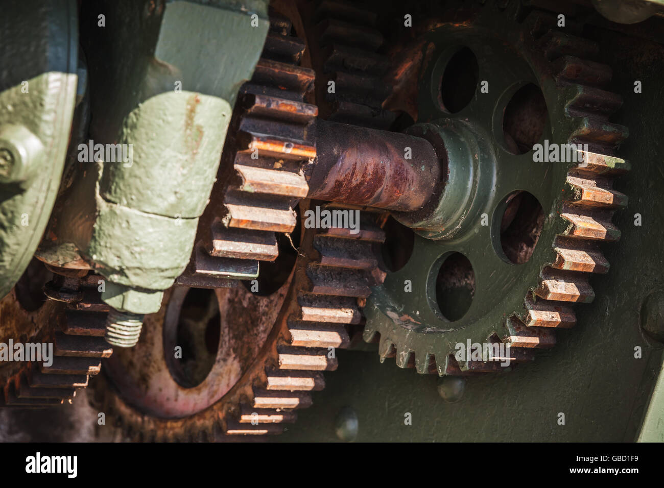 Old iron gears hi-res stock photography and images - Alamy