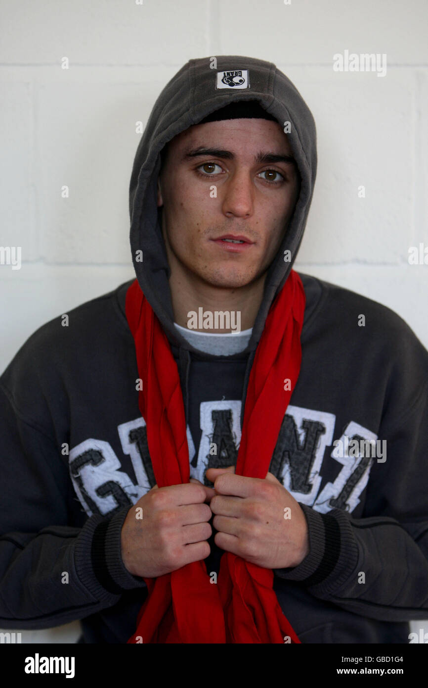 Boxer Anthony Crolla poses during a training session at Arnies Gym ...