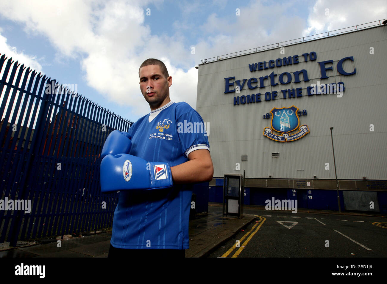 Liverpool boxer and Everton FC fan Tony Bellew poses outside Goodison ...