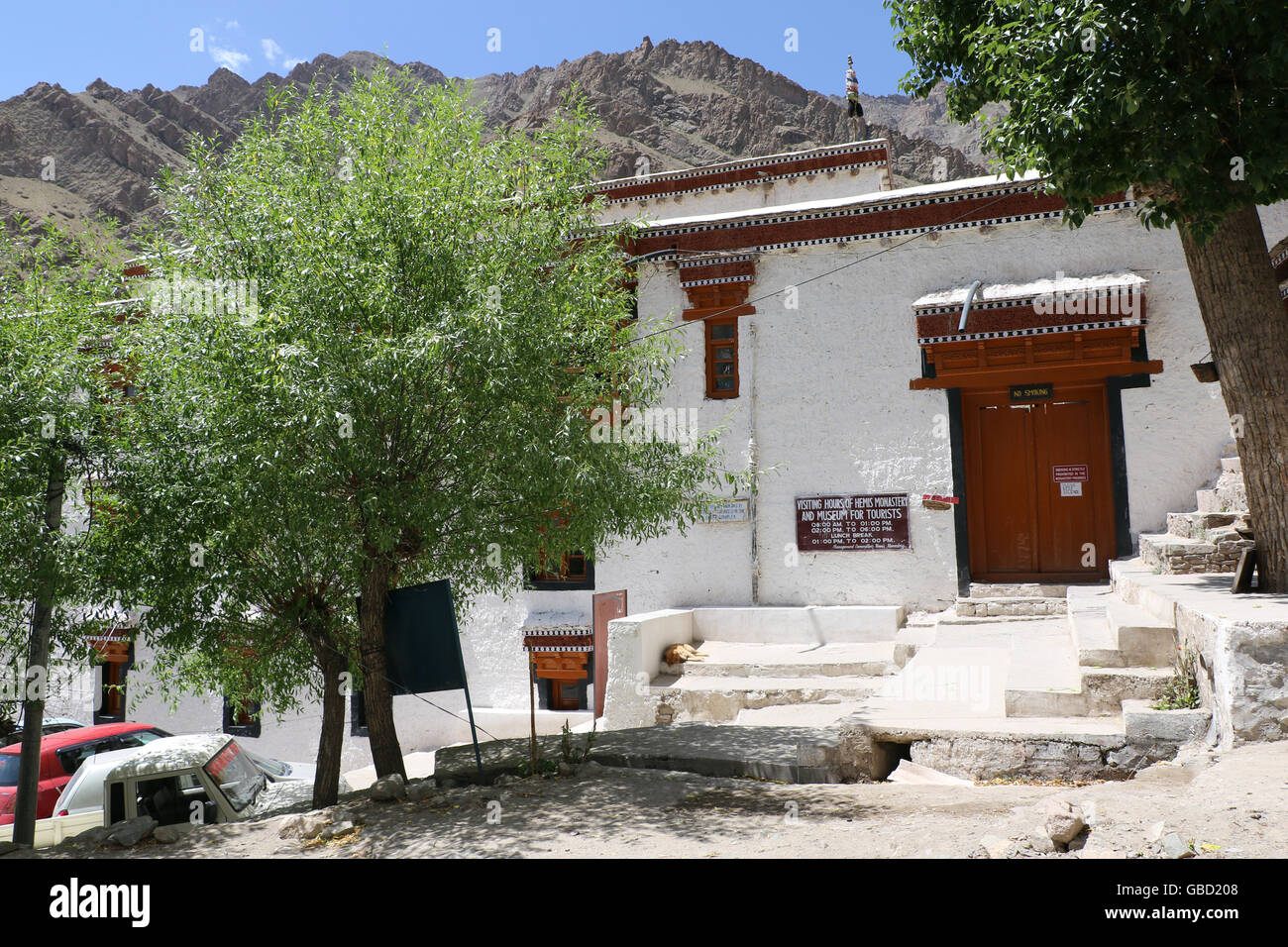 Hemis monastery hi-res stock photography and images - Alamy