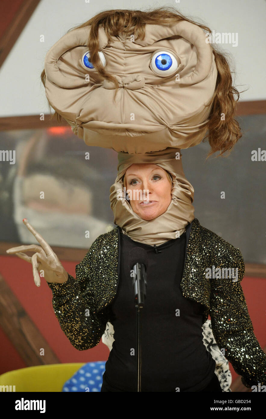 Sunday Night Project - Anne Robinson Stock Photo - Alamy