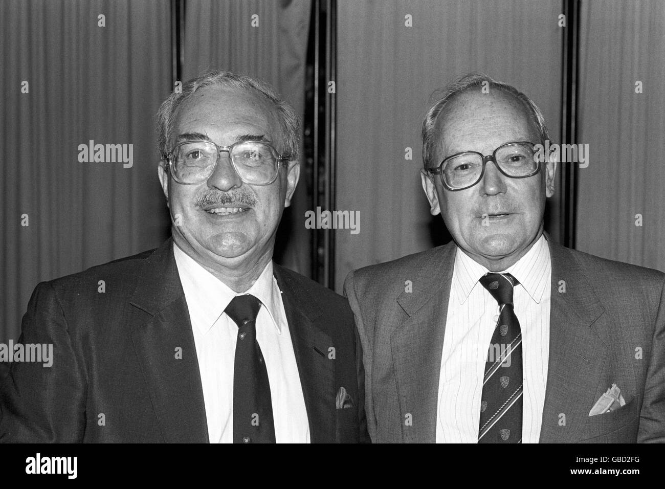 Boxing - Reg Gutteridge and Harry Carpenter - 1988. Television boxing ...