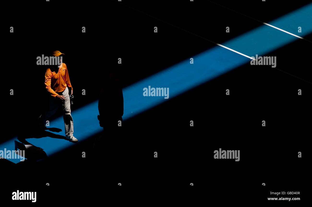 Rod laver arena roof hi-res stock photography and images - Alamy