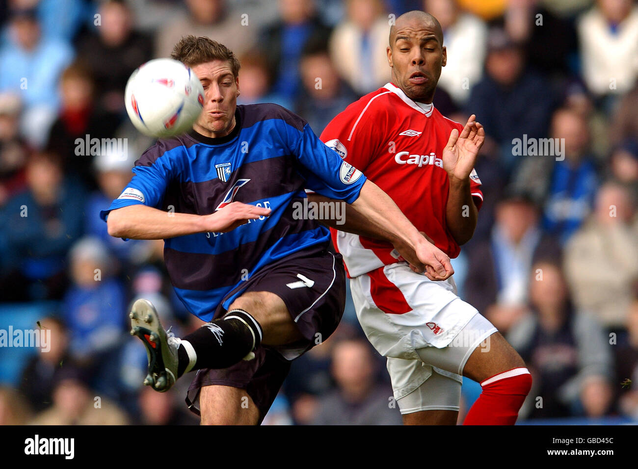 Gillinghams nicky southall and nottingham forests marlon king hi-res ...
