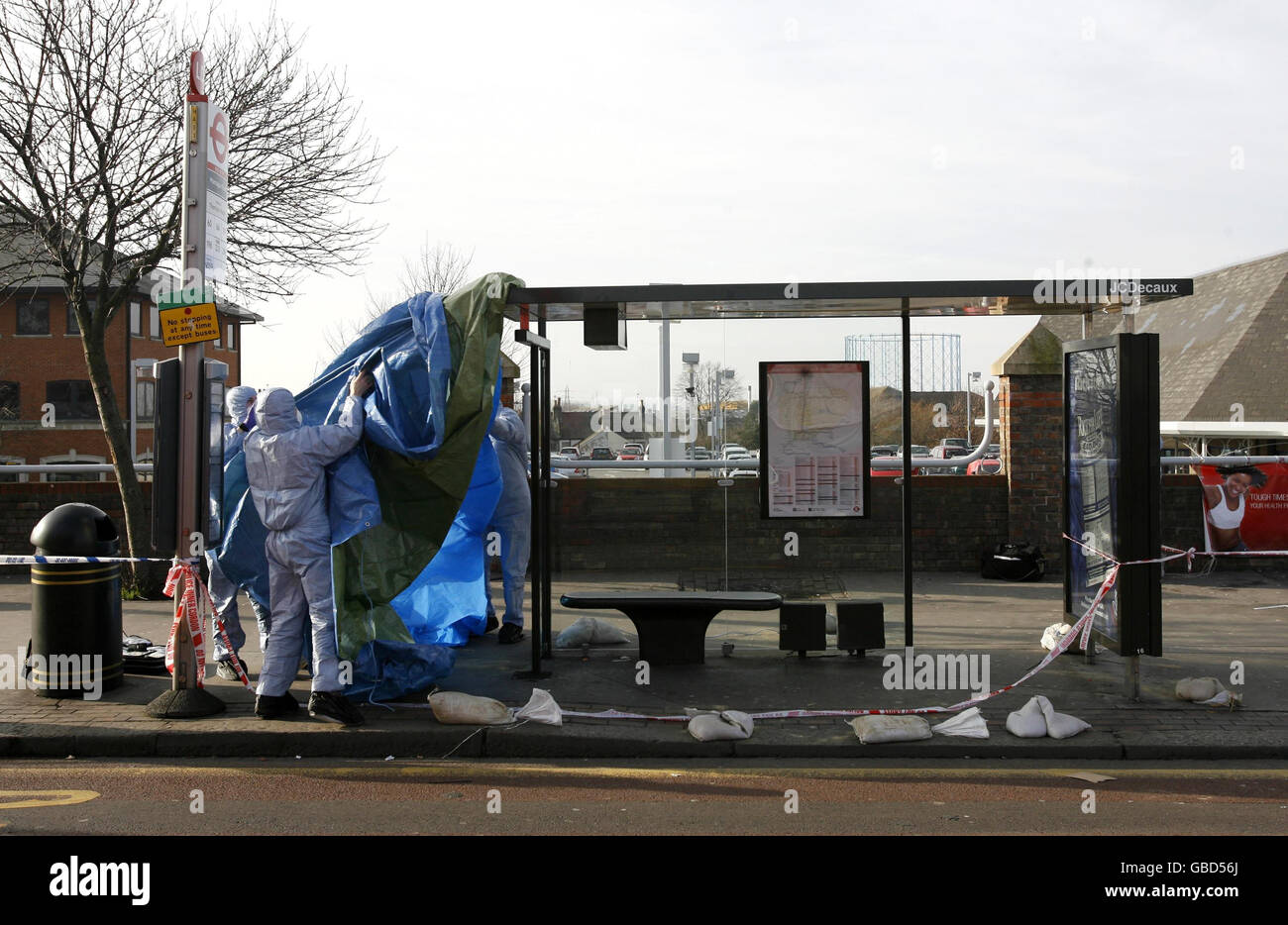 Man killed in street stabbing hi-res stock photography and images - Alamy