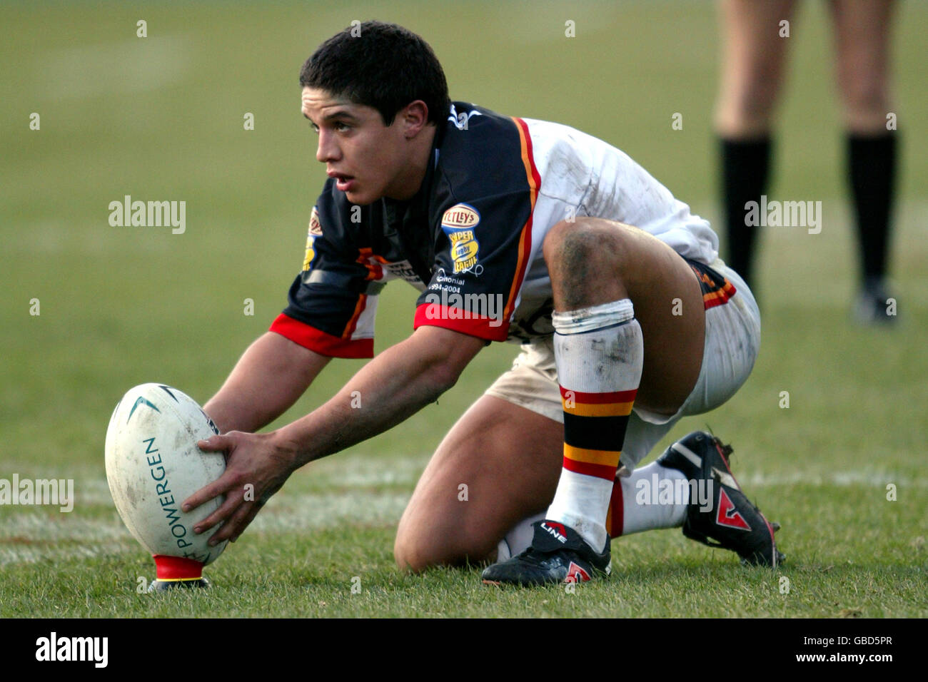 Paul deacon kick hi-res stock photography and images - Alamy