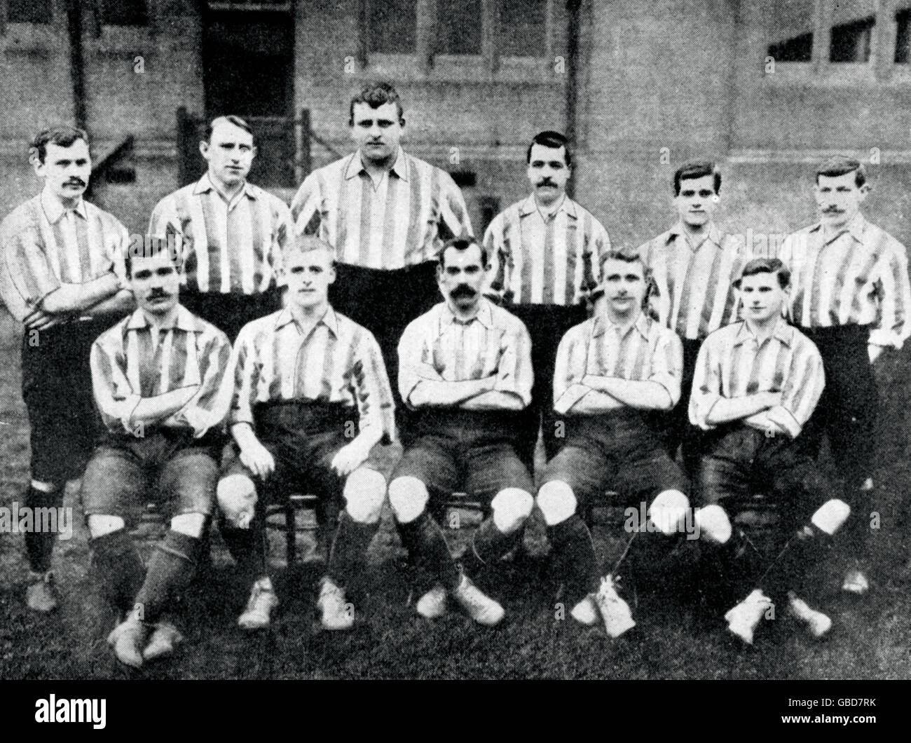 Sheffield united team group hi-res stock photography and images - Alamy