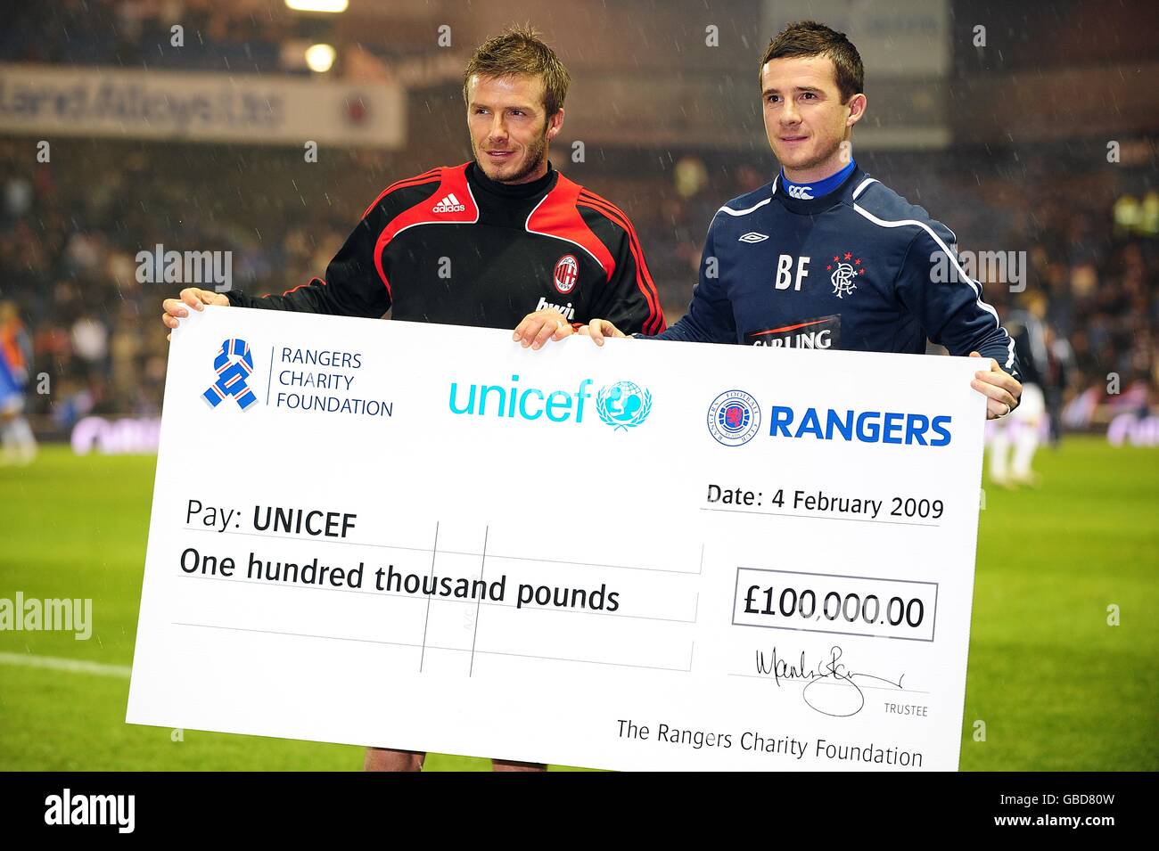 Cheque cheque hi-res stock photography and images - Alamy