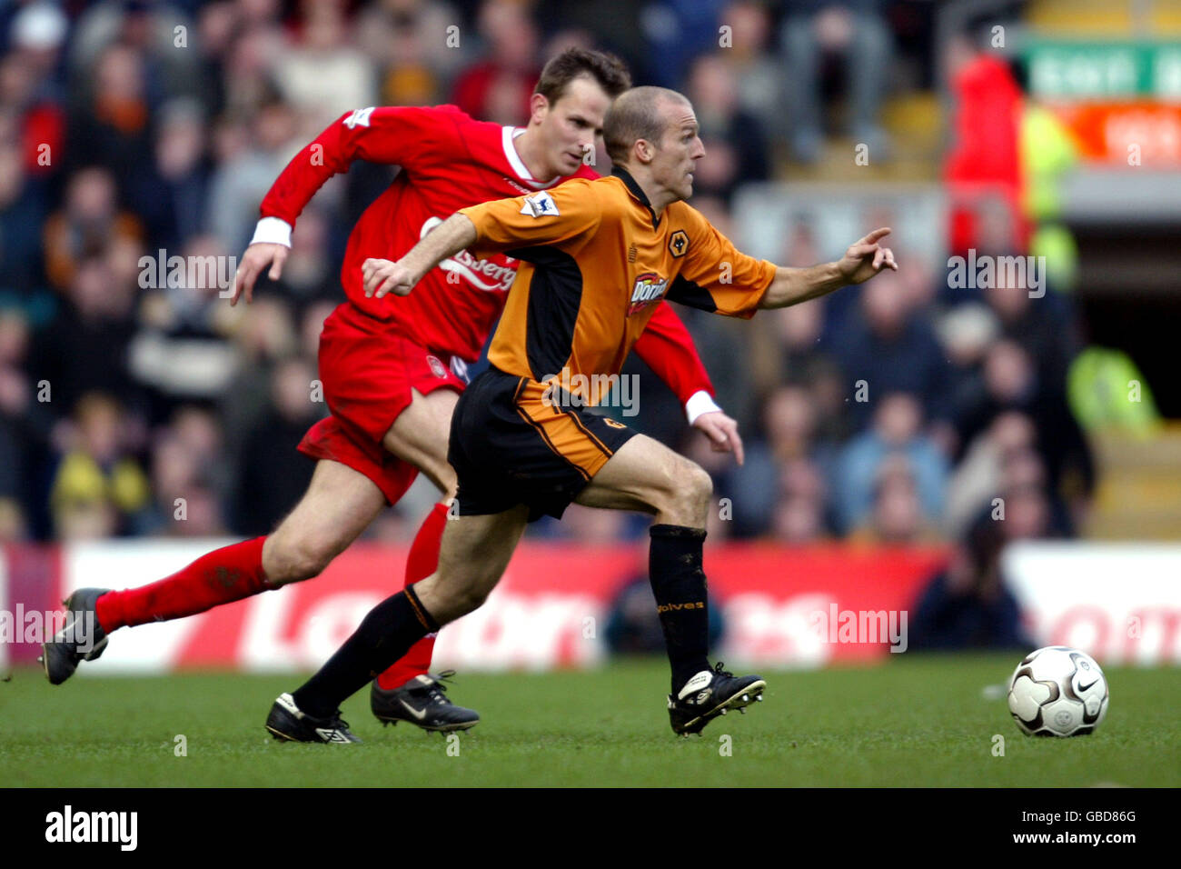Liverpool's Dietmar Hamann and Wolverhampton Wanderers' Alex Rae battle ...