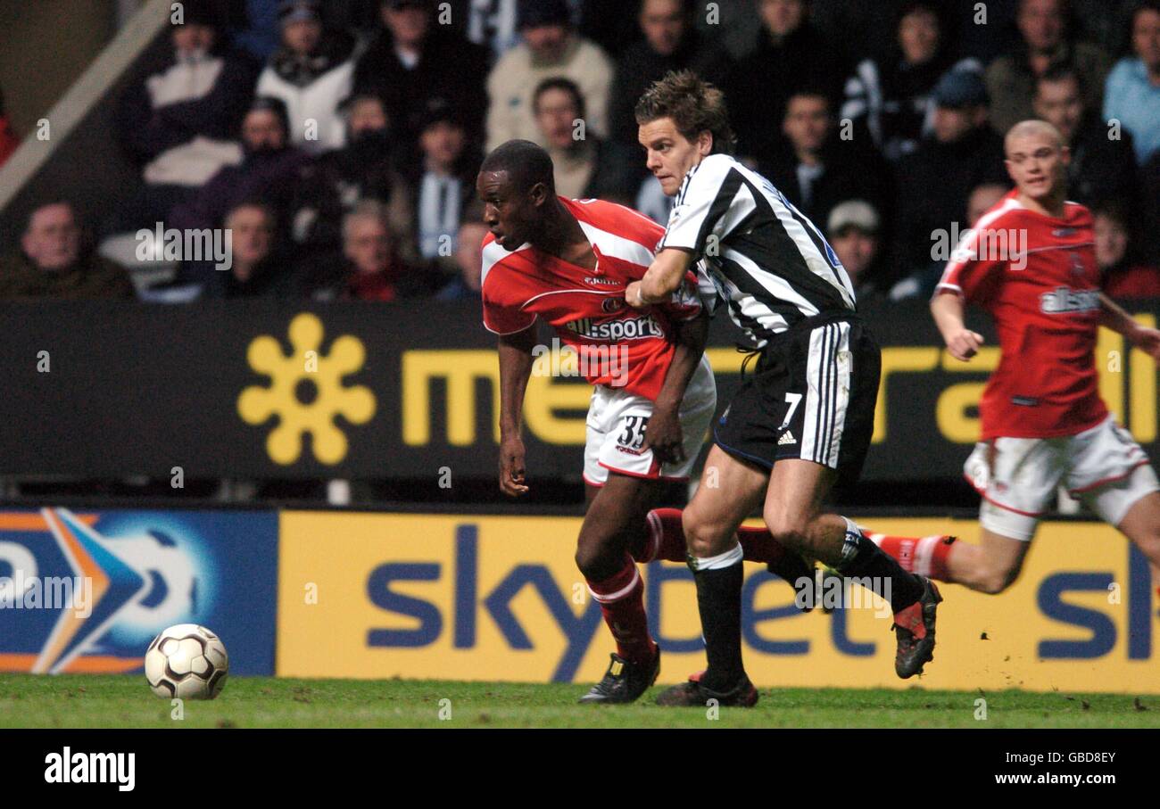 L r newcastle uniteds jonathan woodgate hi-res stock photography and ...