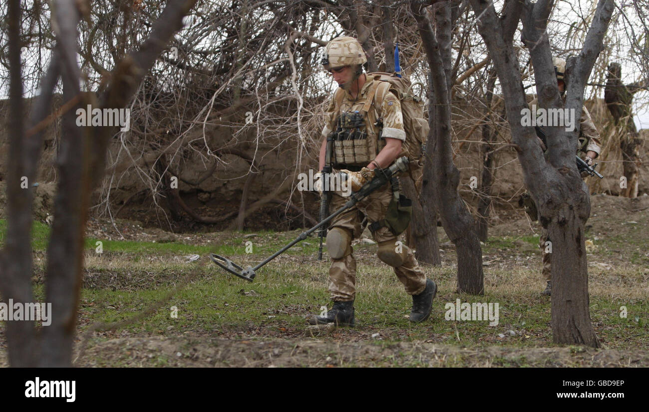 Ied detector hi-res stock photography and images - Alamy
