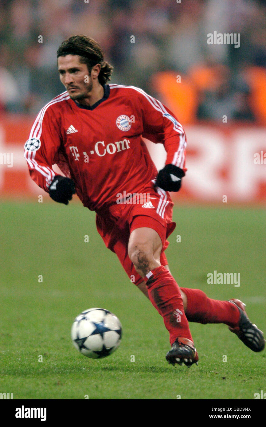 Soccer - UEFA Champions League - Second Round - First Leg - Bayern ...