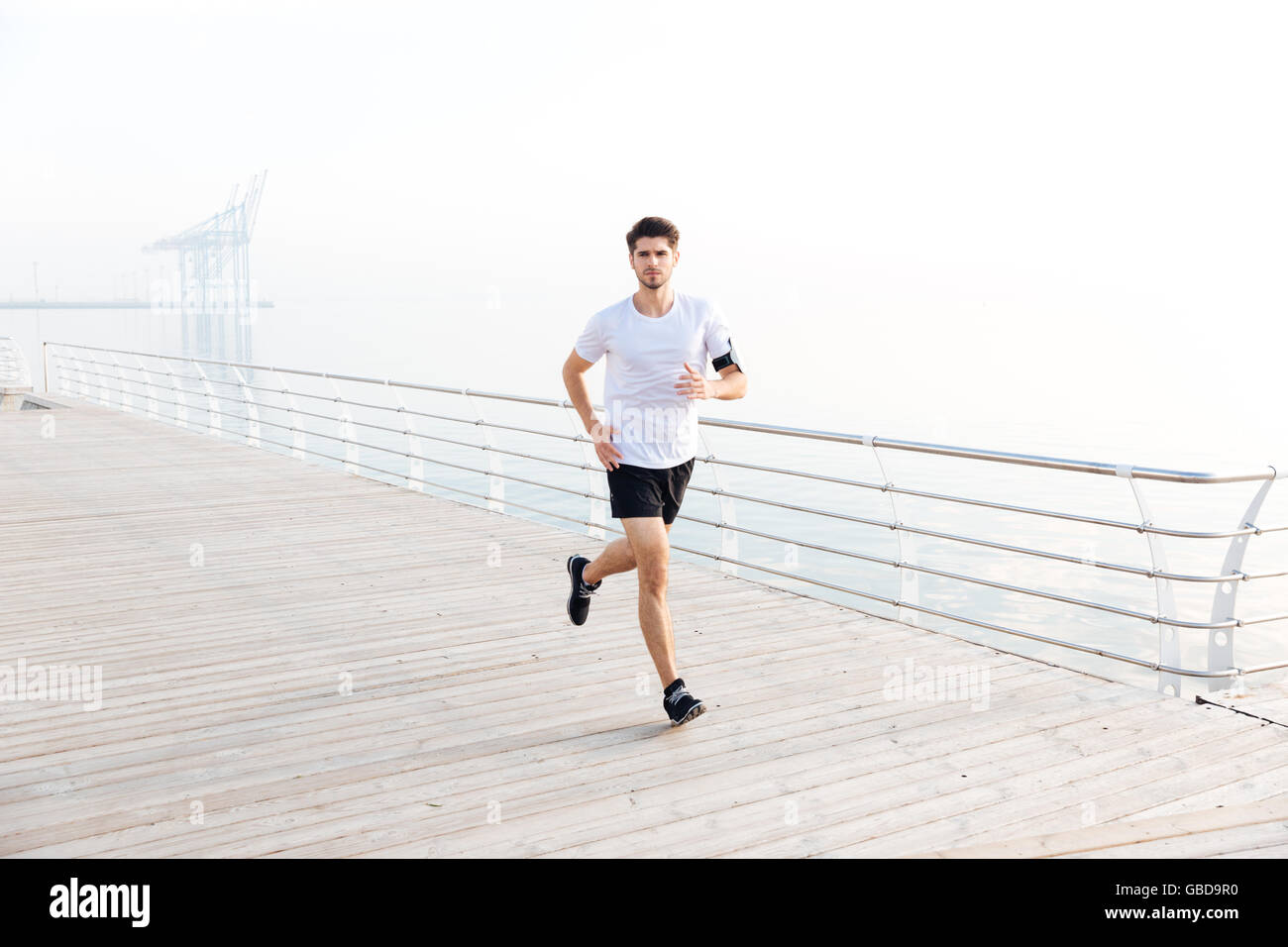 Fitness morning sun hi-res stock photography and images - Alamy