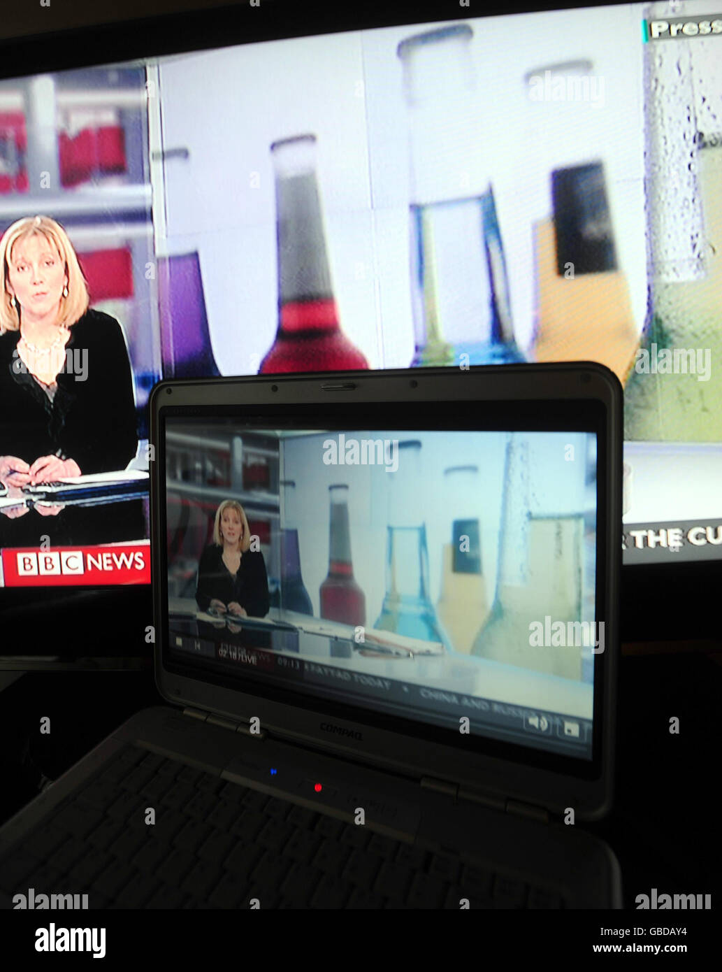 New reader on tv hi-res stock photography and images - Alamy