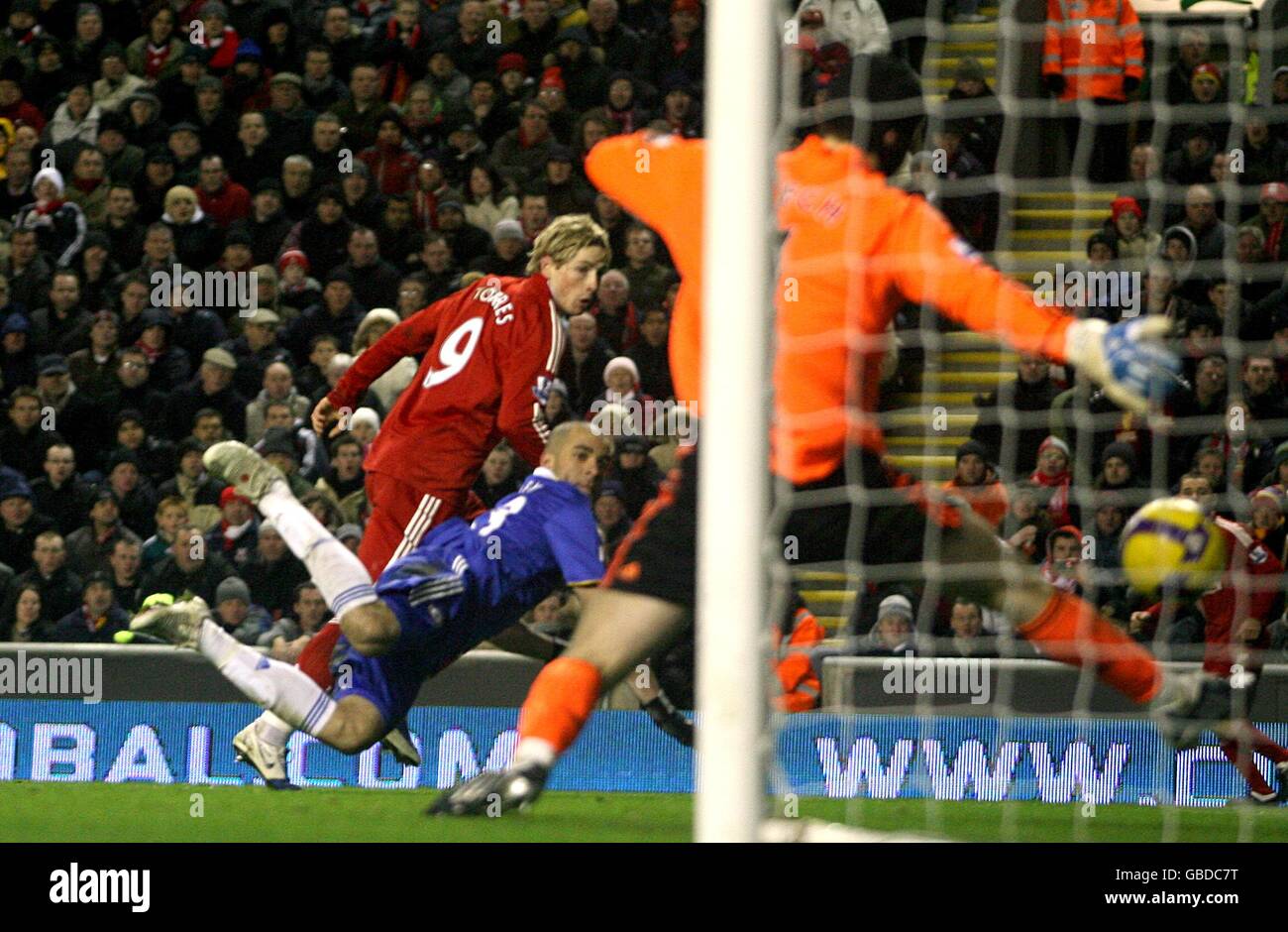 Liverpool chelsea anfield goal hi-res stock photography and images - Alamy